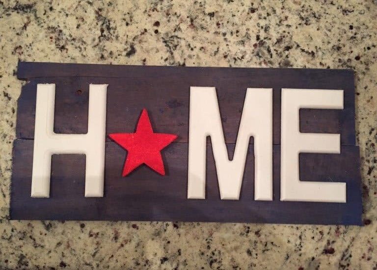 DIY Patriotic Pallet Sign