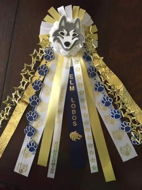 Mini Homecoming Mums - Crafts - Tried and True by Trista